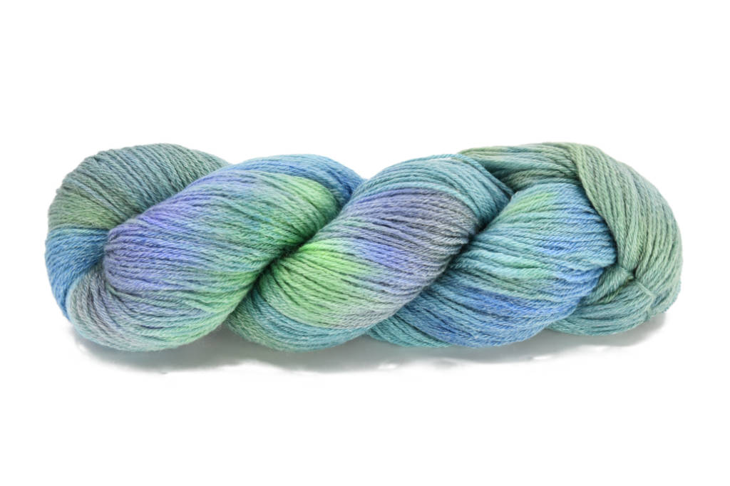 Play The Peacock – Barn Yarn