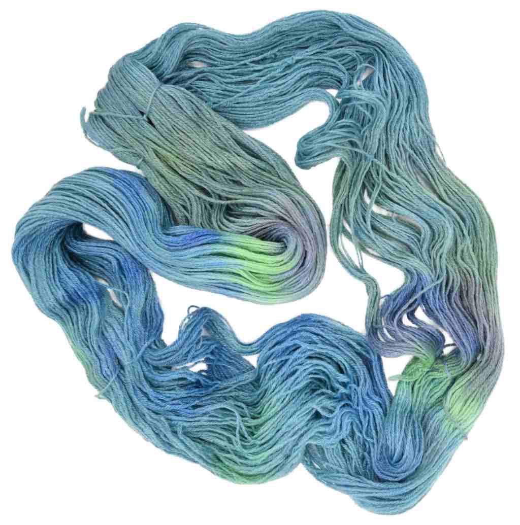 Play The Peacock – Barn Yarn